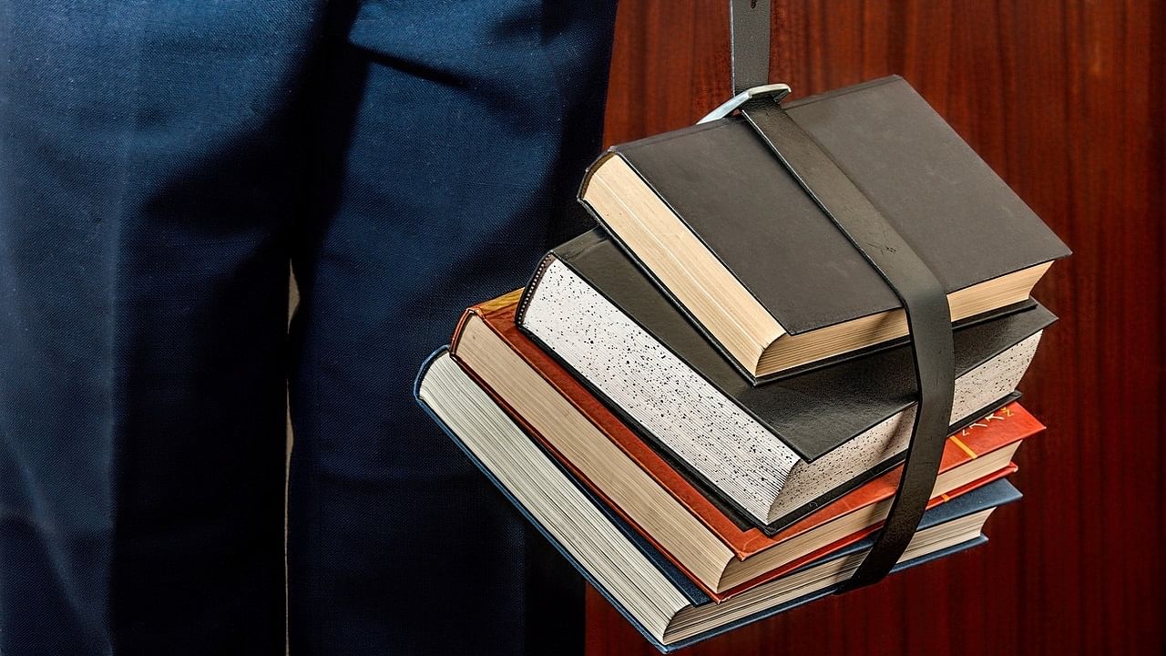 About 8,000 schools with zero enrolment employ 20,000 teachers in India ...