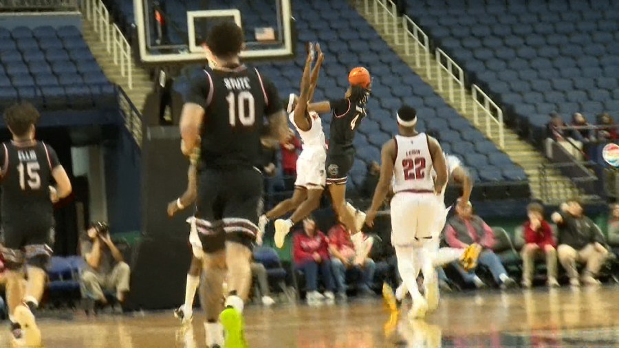 USC falls to N.C. State in men’s basketball exhibition game, 88-86