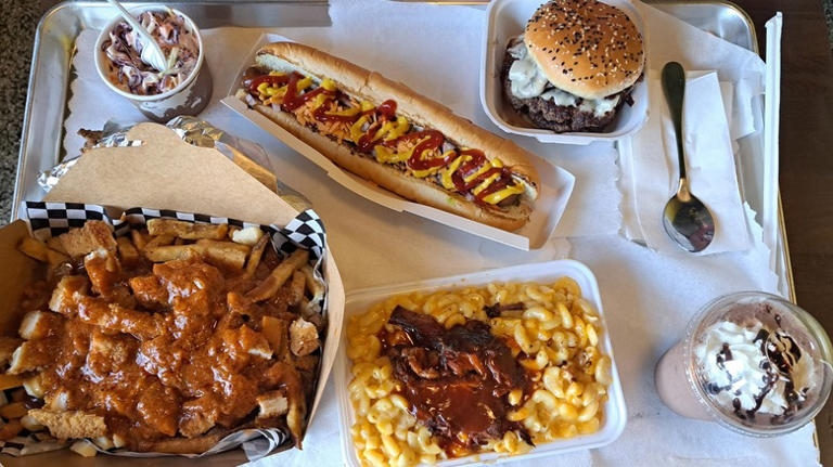15 Of The Most Epic Restaurant Food Challenges Around The World