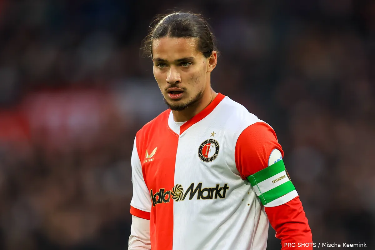 Hadj Moussa maakt indruk bij Algerije: ''Hij kan Mahrez één op één ...