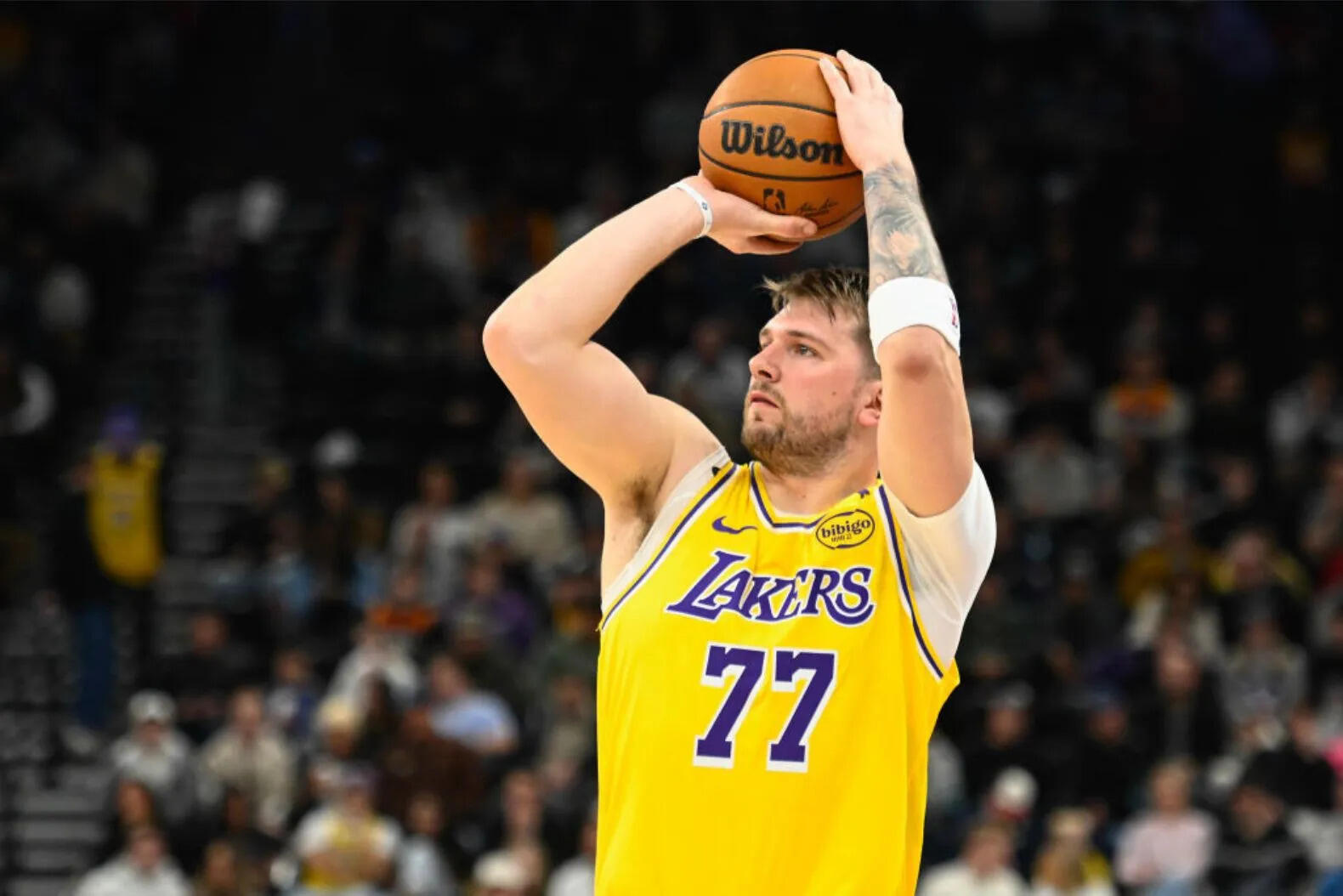Is Luka Doncic playing tonight vs Sacramento Kings? Latest update on ...