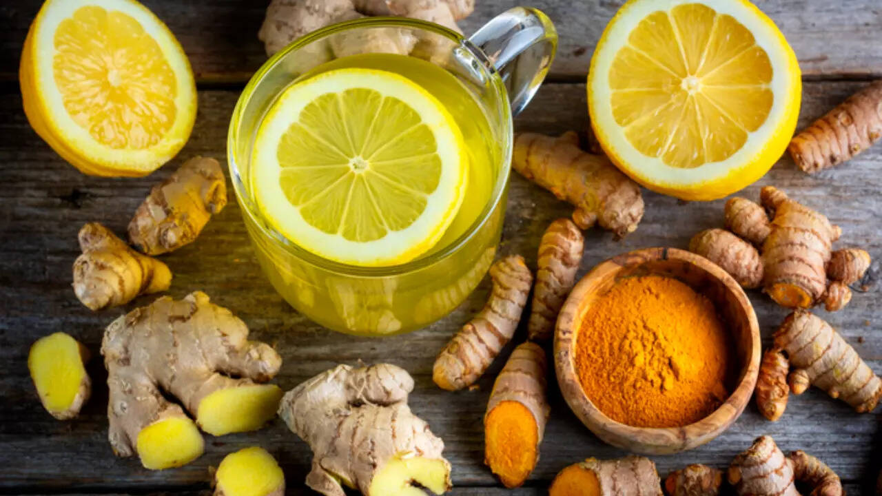 4 reasons why Sadhguru recommends having Turmeric Ginger Tea regularly