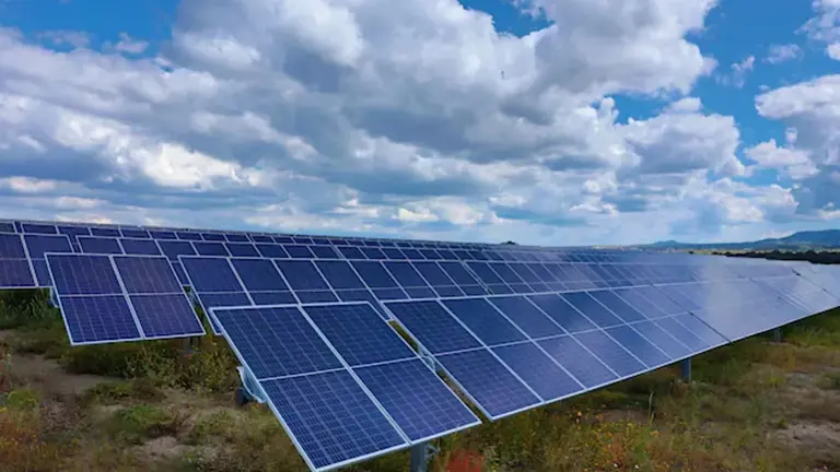 Big clean energy push: MoD approves first-of-its-kind 250 MW solar-BESS ...