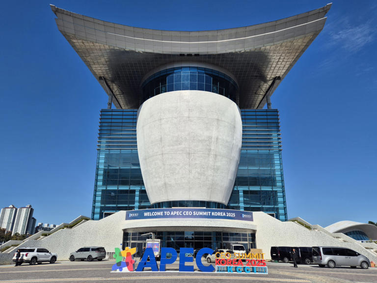 APEC 정상·글로벌 빅샷 1700명 집결…역대 최대 ‘CEO 서밋’ 개막 [APEC 2025]