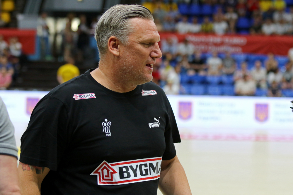 Kort før EM: Ny mavepuster til Nikolaj Jacobsen