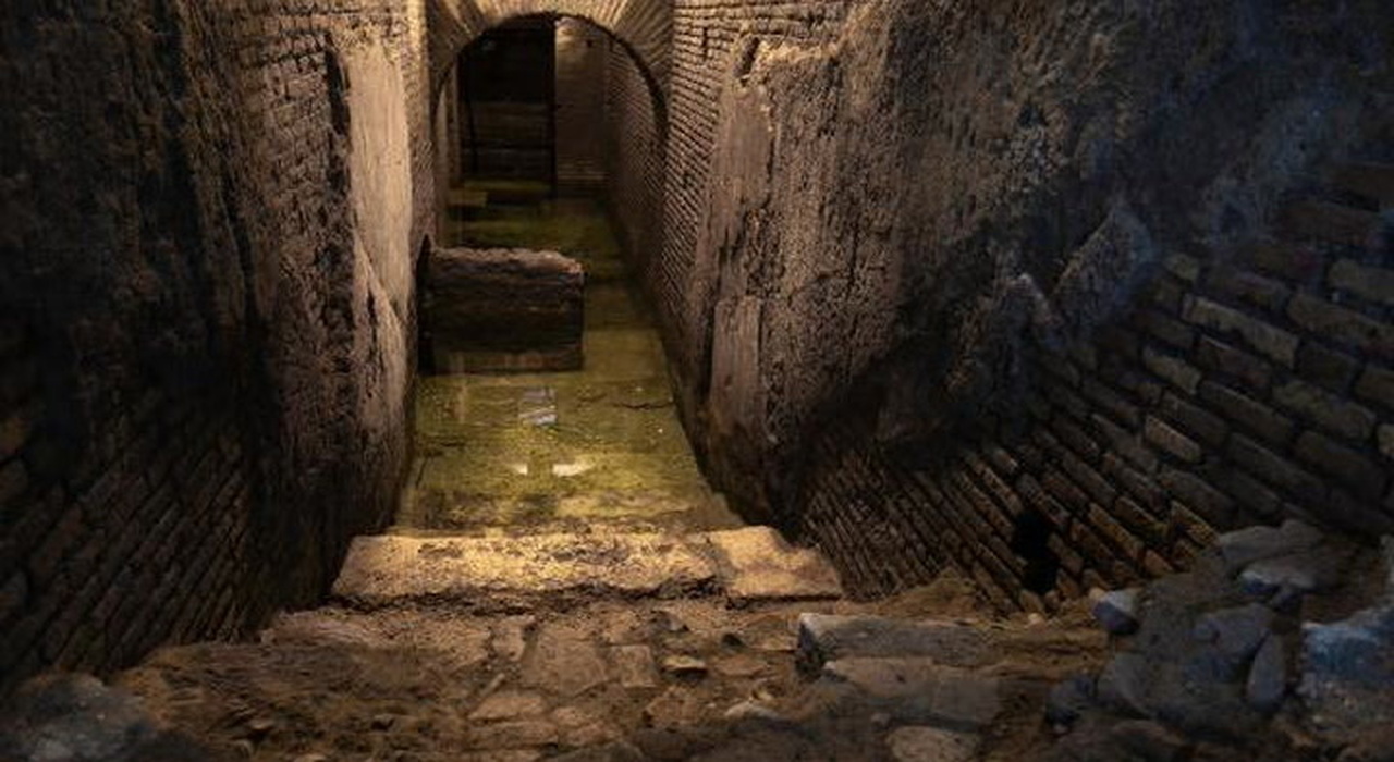 Roma segreta, un mondo sotterraneo sotto la Fontana di Trevi: come ...