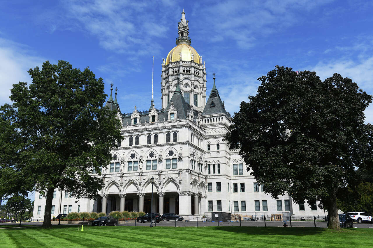 Connecticut approves $904 million for stun guns, school construction ...