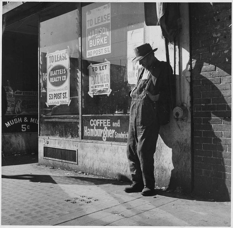 Sayings from the Great Depression That Show How Tough Life Was