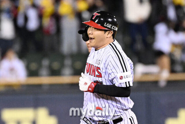 '미쳤다' LG 메가트윈스포 대폭발, 류현진까지 무너뜨렸다... 160km 피칭 머신 효과 엄청나다 [MD잠실 KS2]