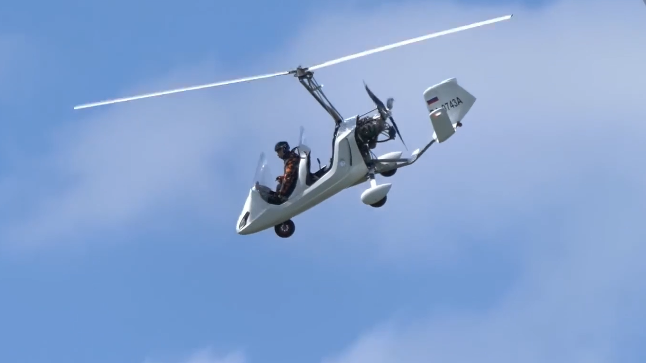 How a Helicopter Flies When Its Engine is OFF