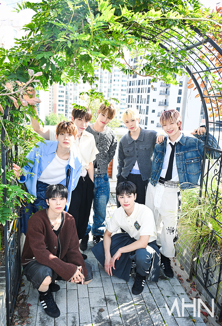 JYP 신인 그룹 '넥스지' 인터뷰 현장