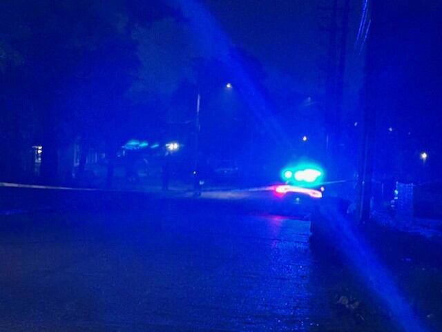 Man injured after shooting in Hyde Park, police say