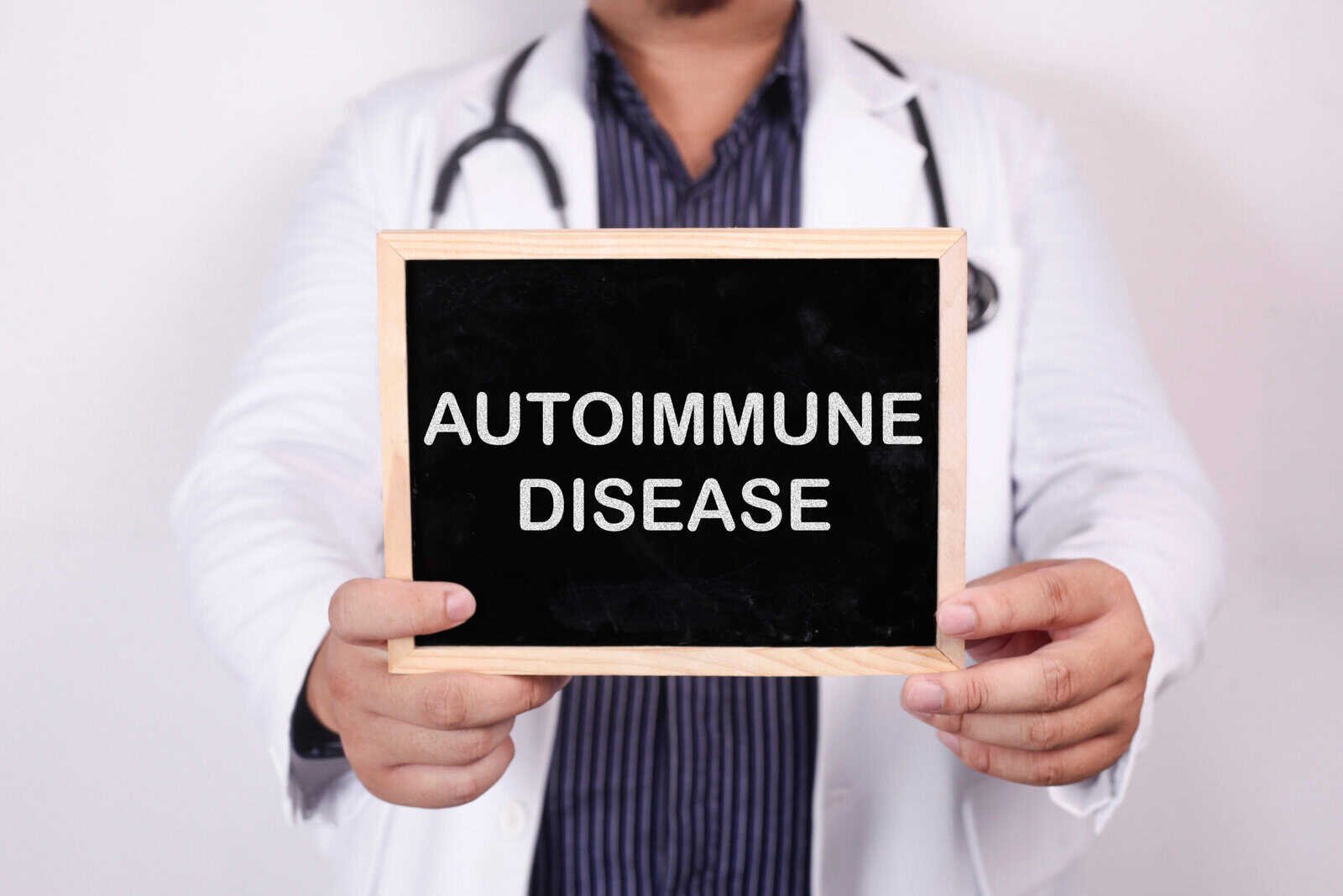 7 Myths About Autoimmune Diseases Women Are Tired of Hearing