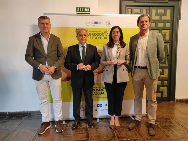 Diputación aborda el relevo generacional en cooperativas agroganaderas ...