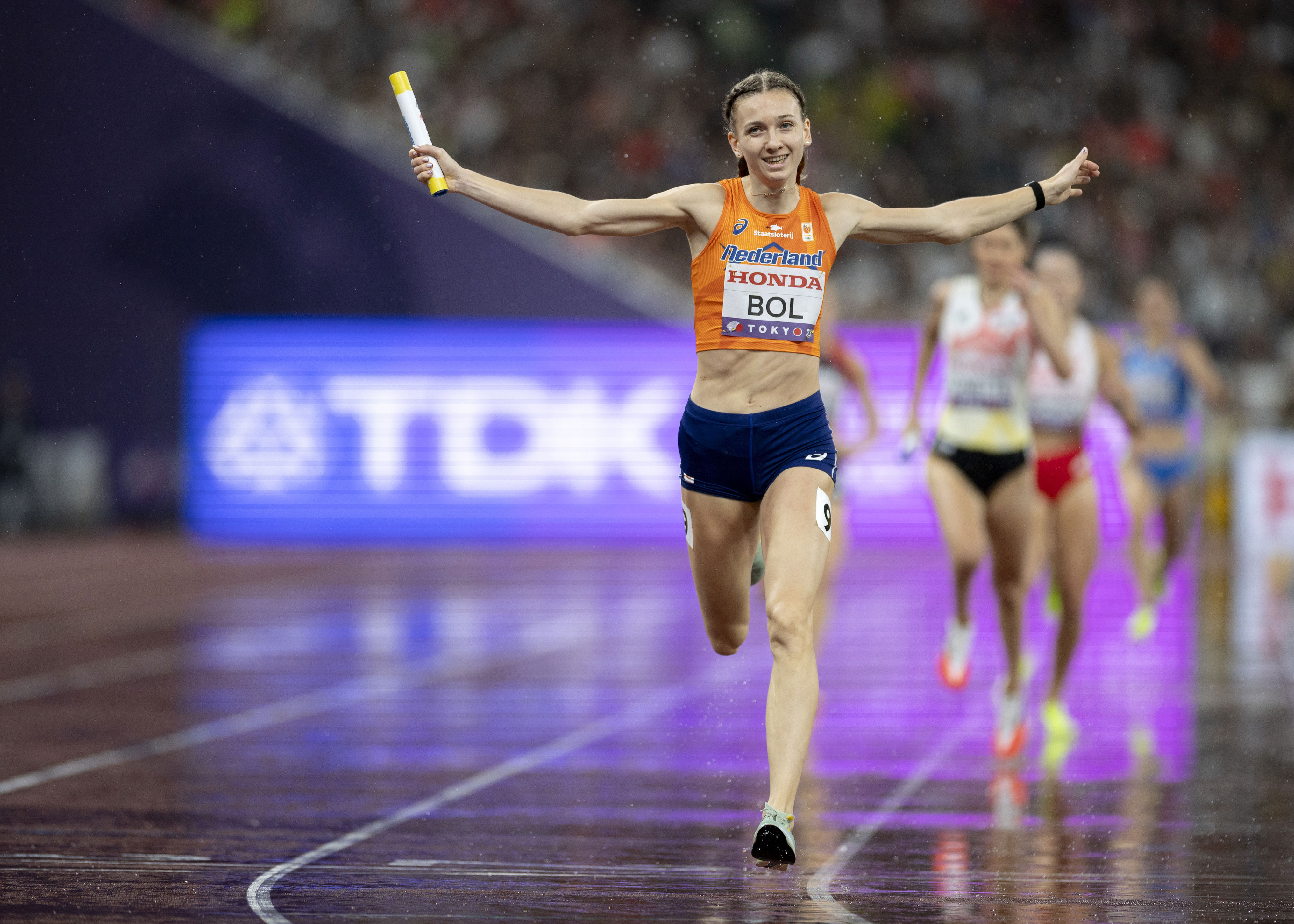 Femke Bol schrijft opnieuw geschiedenis: drie keer Europees atlete van ...