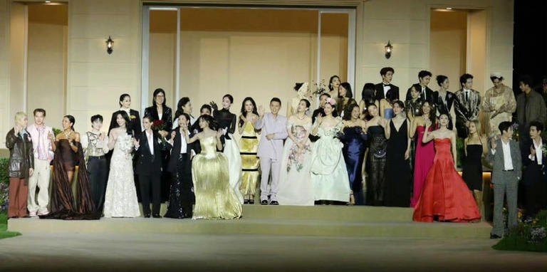 Nữ diễn viên bị chỉ trích vì chen chỗ của Lưu Diệc Phi