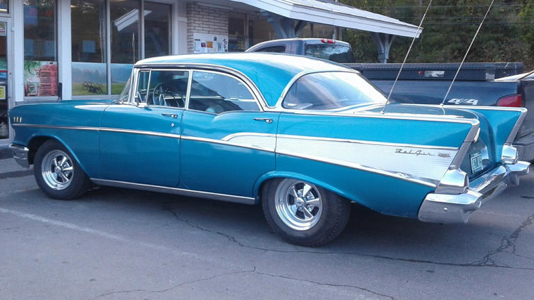 12 Affordable antique cars for first-time collectors