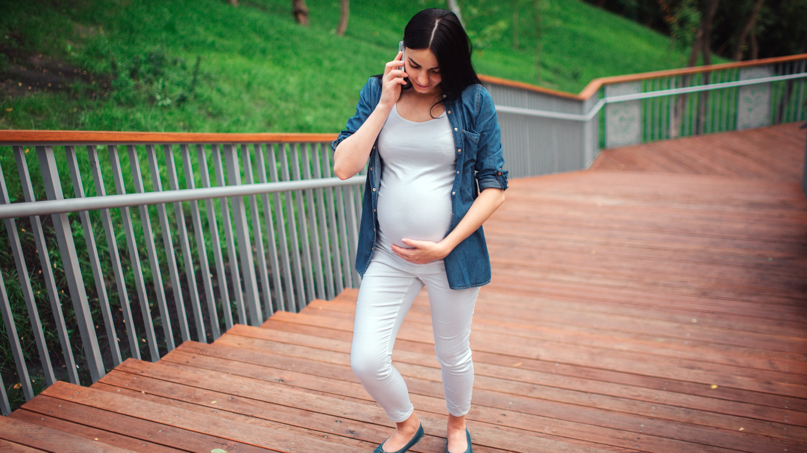 How Your Walking Patterns Shift Naturally with Each Trimester