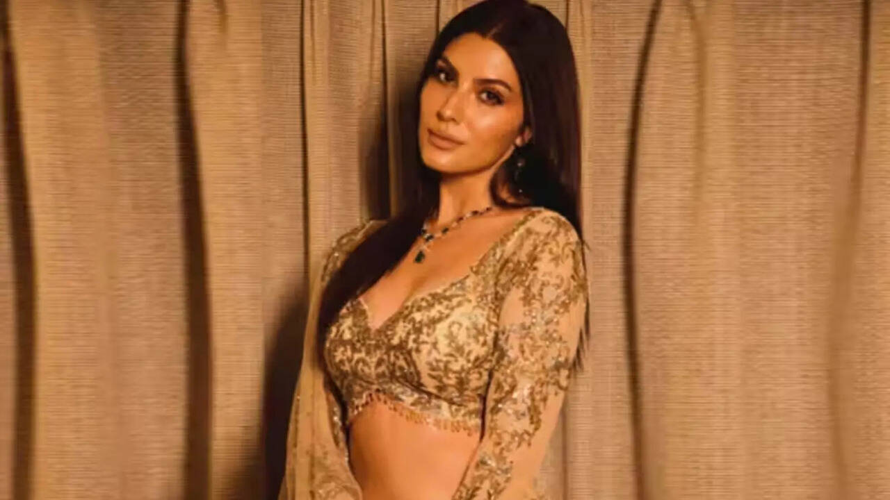 Elnaaz Norouzi Reveals What Makes Tala With Al Tamar 'Special'