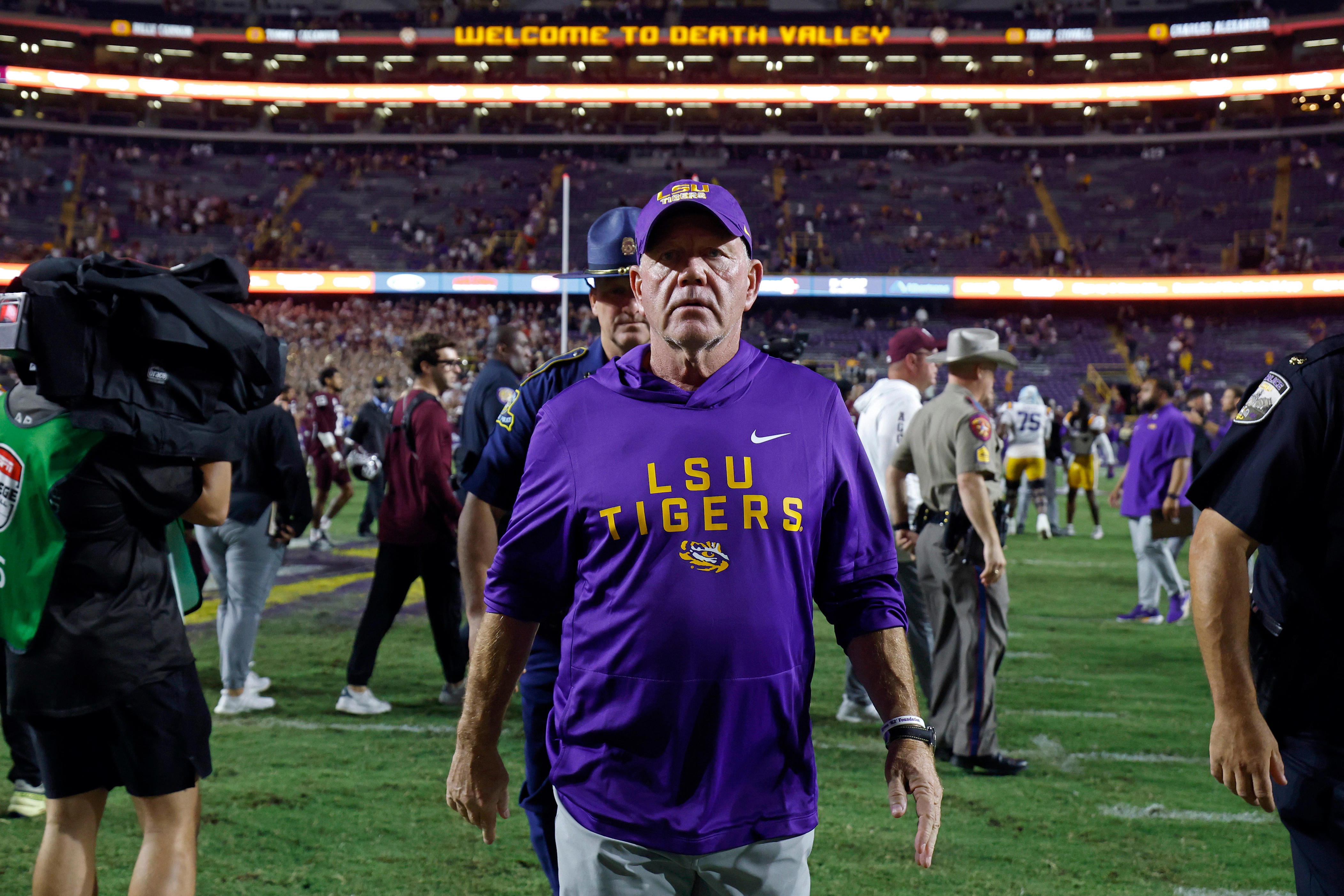 How does Brian Kelly's post-Notre Dame work compare with other ex-Irish ...