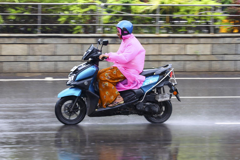 Cyclone 'Montha': Parts of north TN receive heavy rains, Dy CM inspects ...