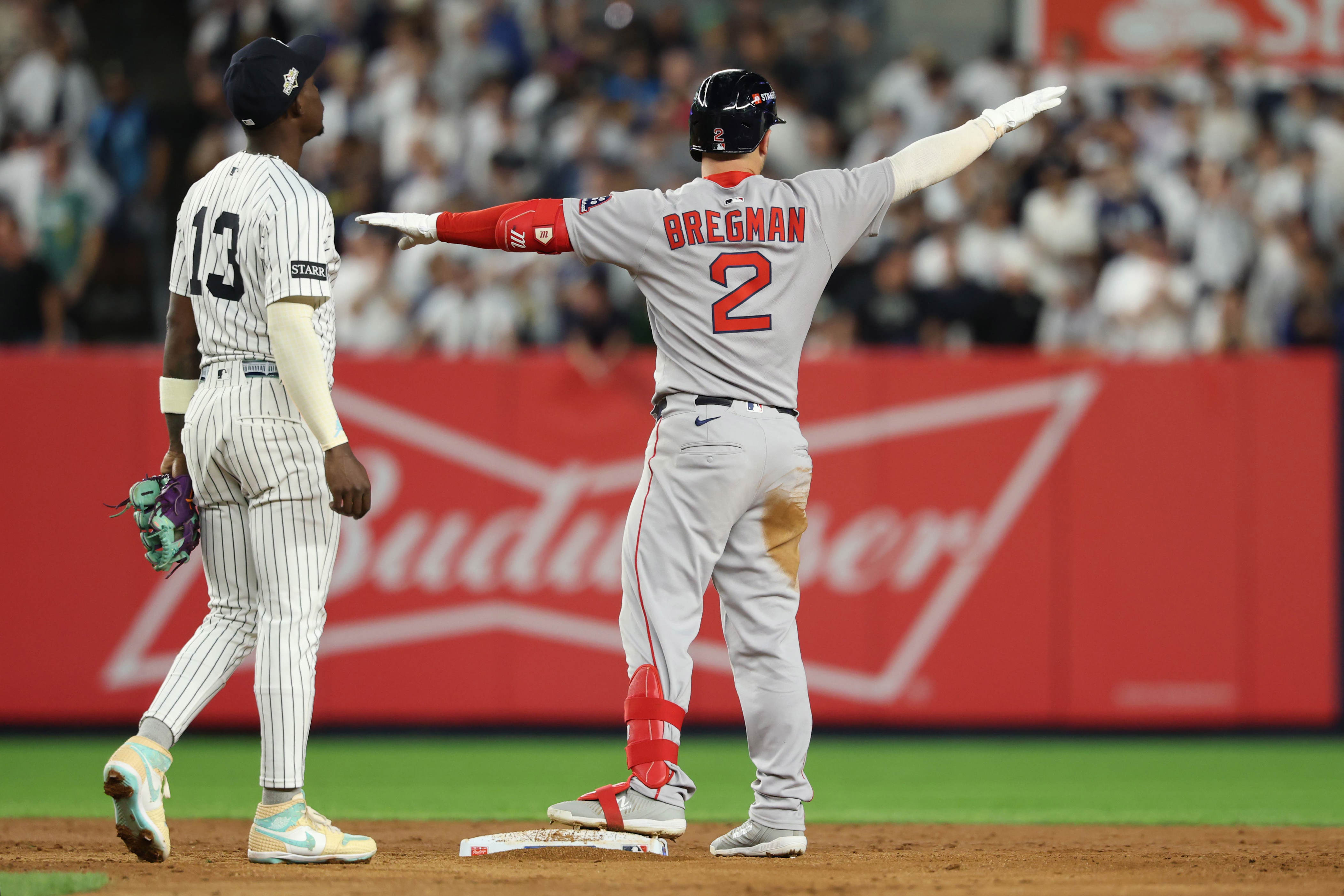 Blockbuster Yankees-Alex Bregman $182M free agency theory makes no sense