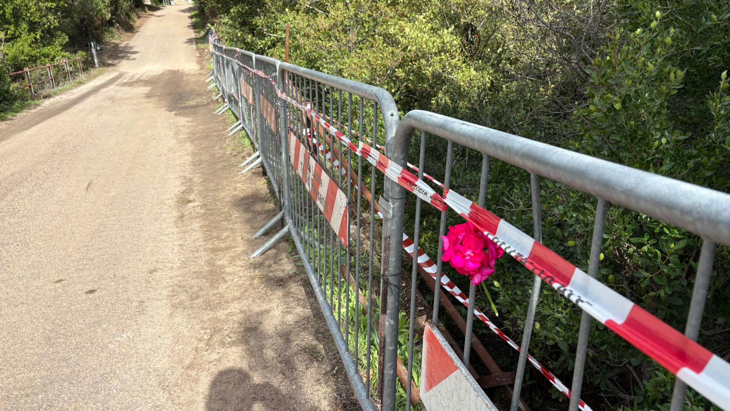 Auto giù dal ponte in Gallura, conducente positivo all'alcoltest