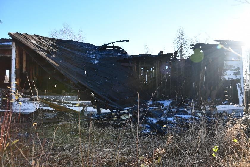 Town on edge after 'unheard of' string of weekend fires in Happy Valley ...