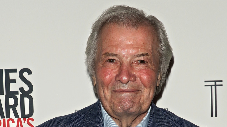 Jacques Pépin's Simple Yet Elegant Cocktail That's Perfect For Weeknights