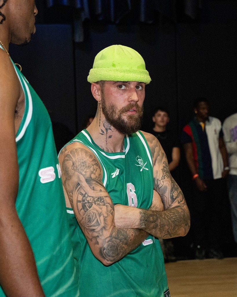 Justin Bieber Details Injury That Made It Painful to "Talk, Laugh"