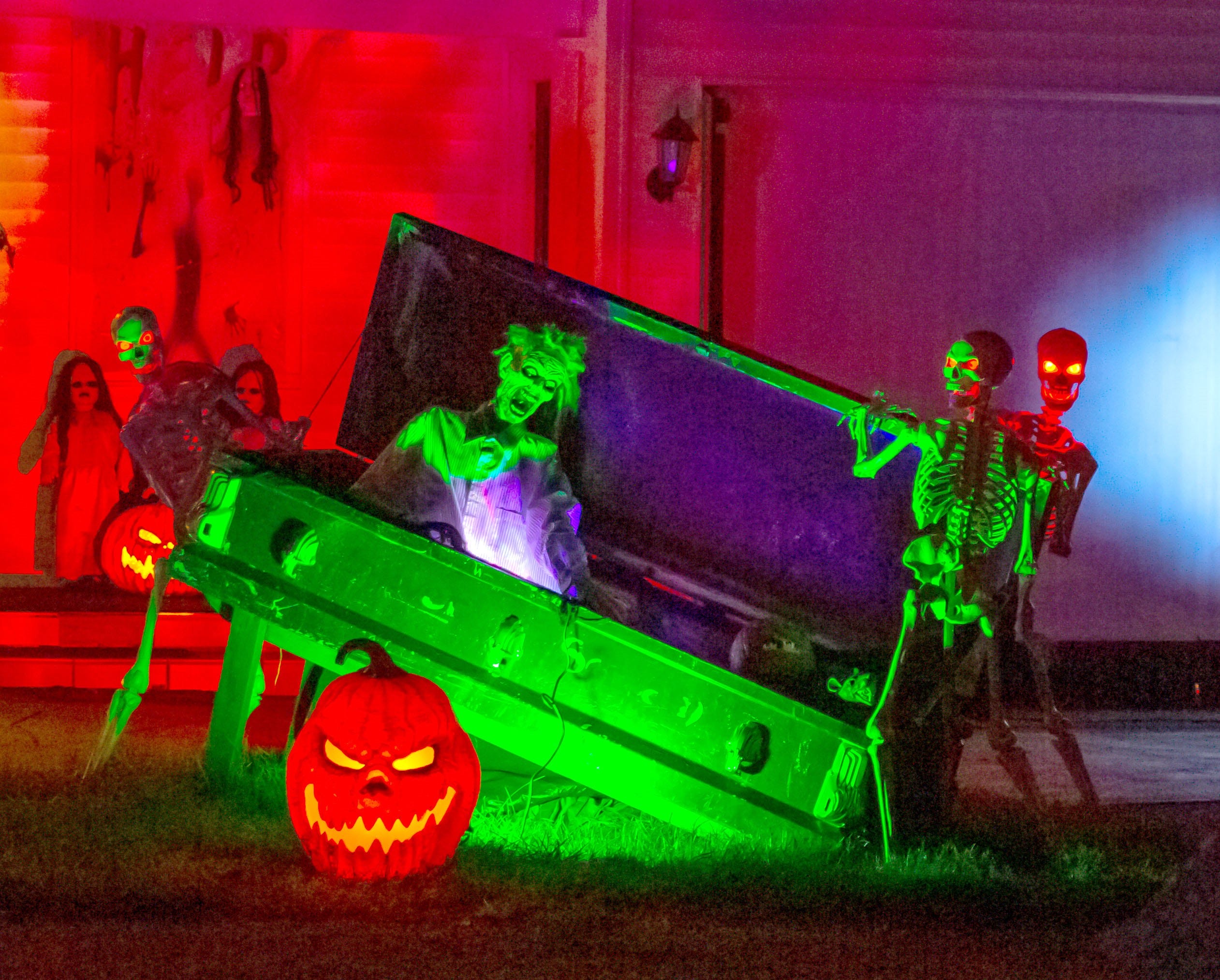 Fremont Halloween Decorating Contest for spookiest, funniest and most ...