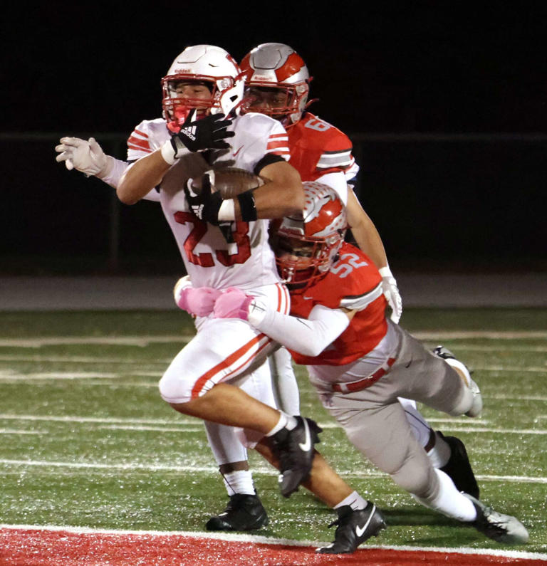 Week 10 Game Balls: Top performers of the 2025 high school football season