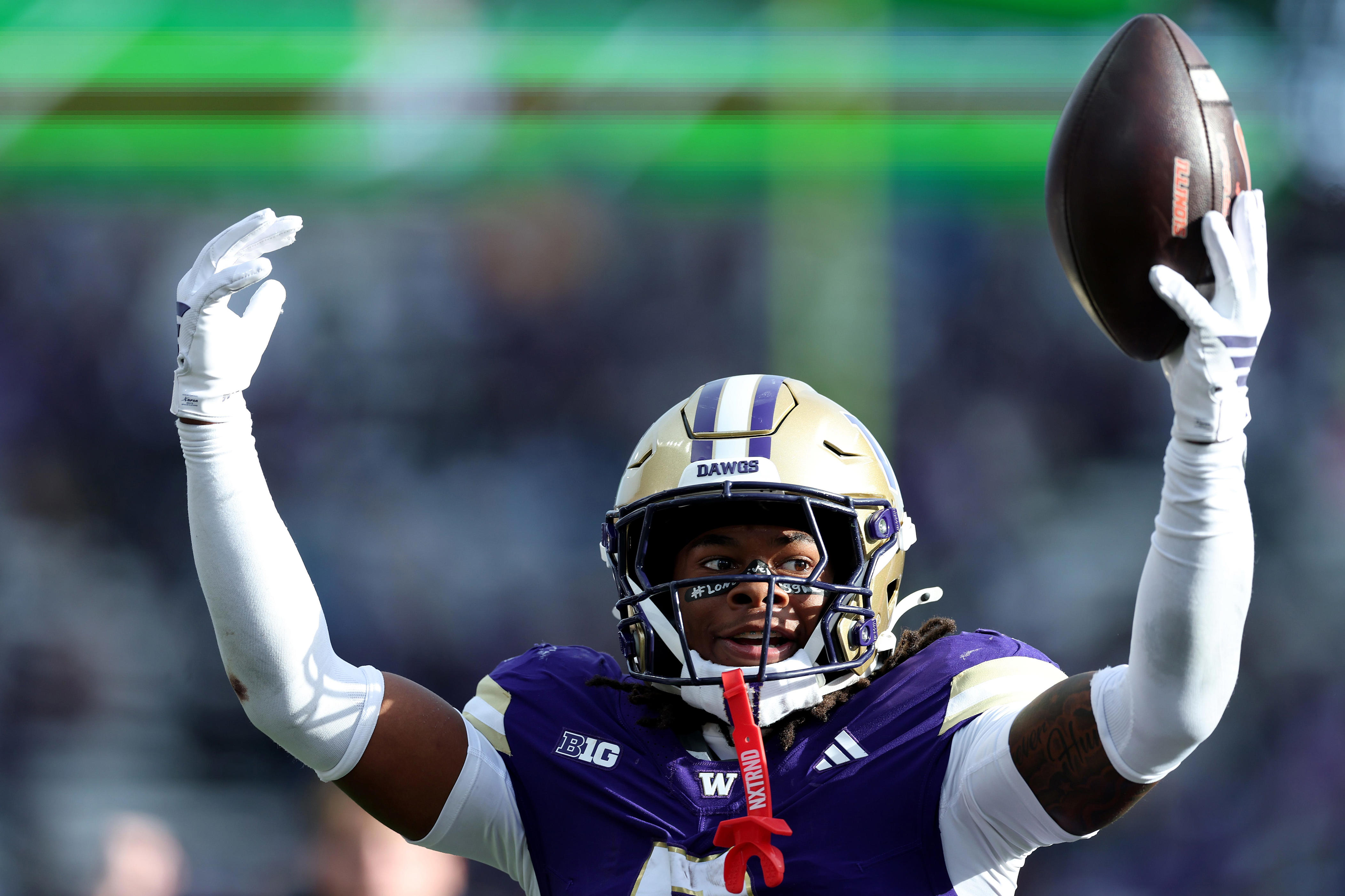 Rahshawn Clark shines in Washington football's 42-25 win over Illinois