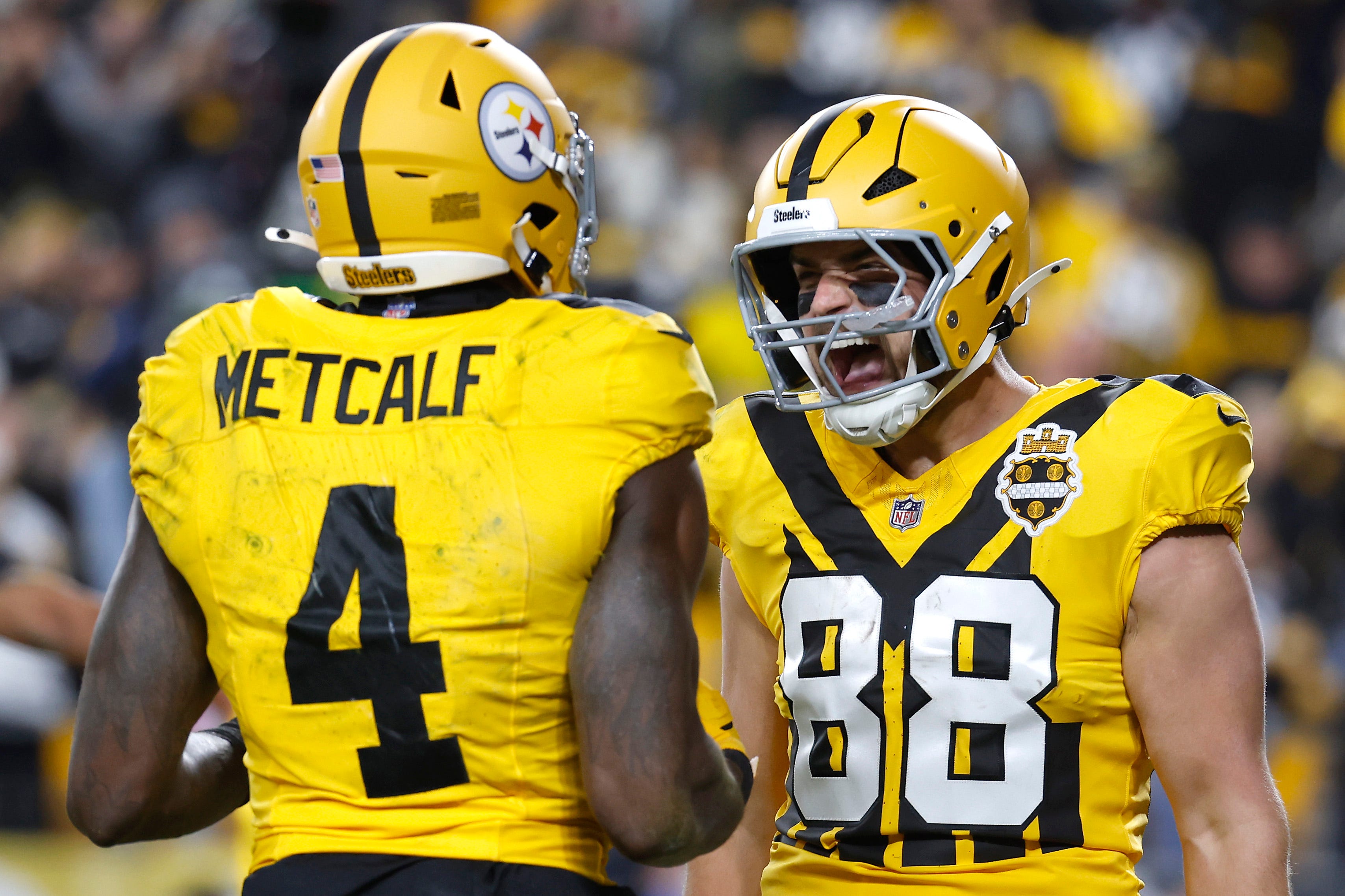 Steelers injury updates: Will TE Pat Freiermuth play vs the Colts?