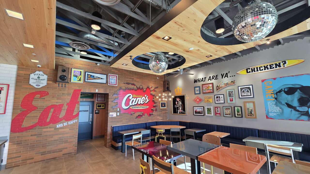 Raising Cane's to hold grand opening for new Manchester restaurant