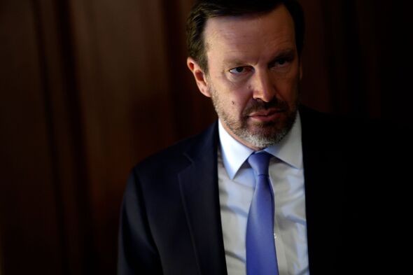 White House hits back at 'buffoon' Chris Murphy over 'king' Trump comments