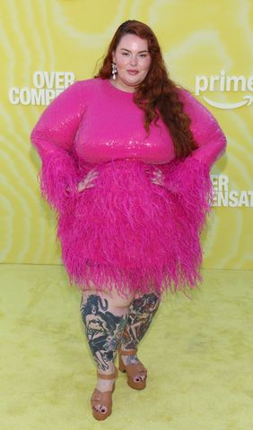 Tess Holliday Says She ‘Lost a Little Weight,’ Jokes That She Can't ...