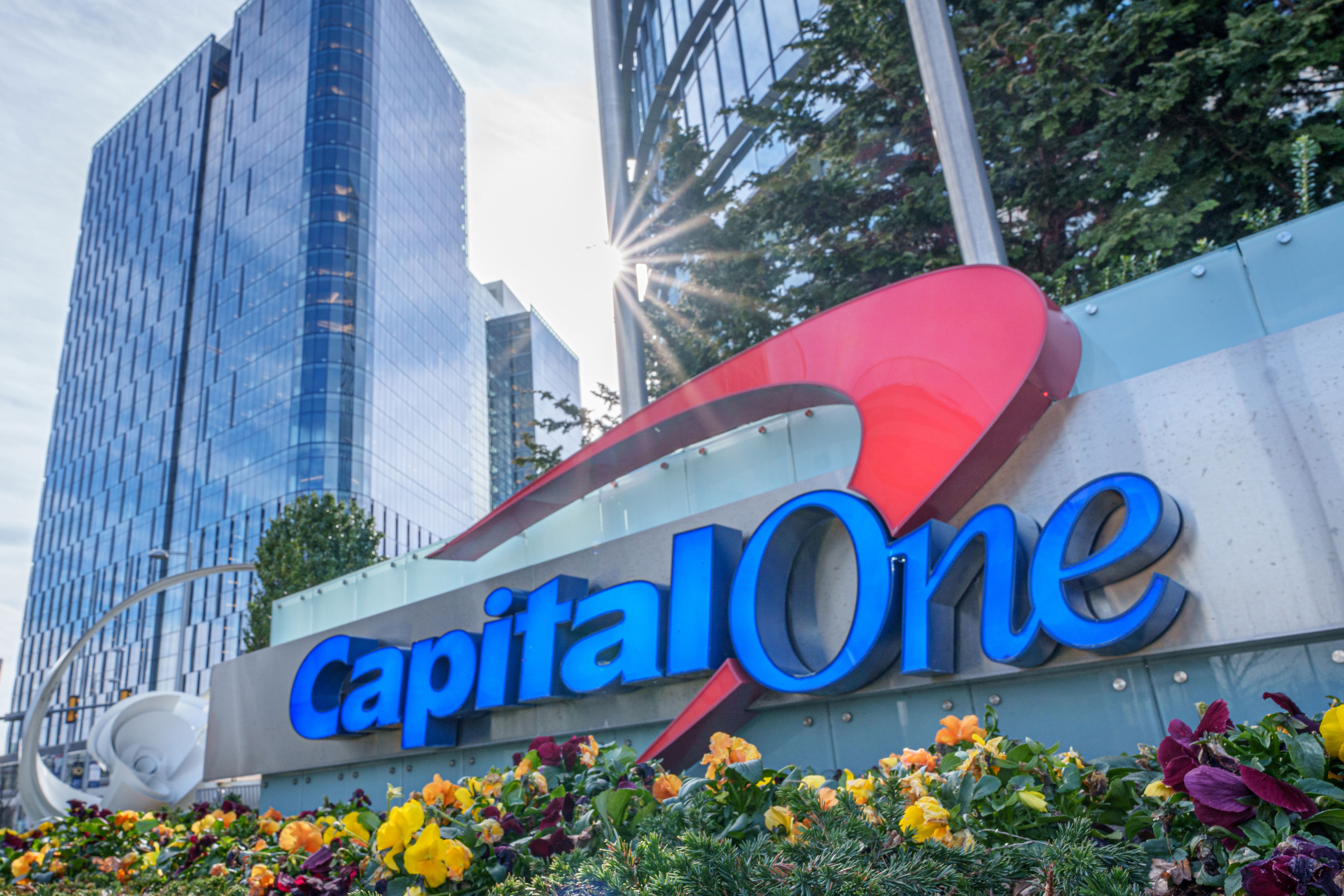 Higher payments to go soon go out under new $425M Capital One settlement