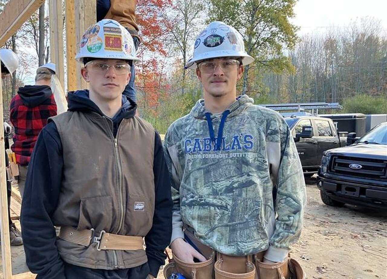 Students building 1,500-square-foot house in Midland Township