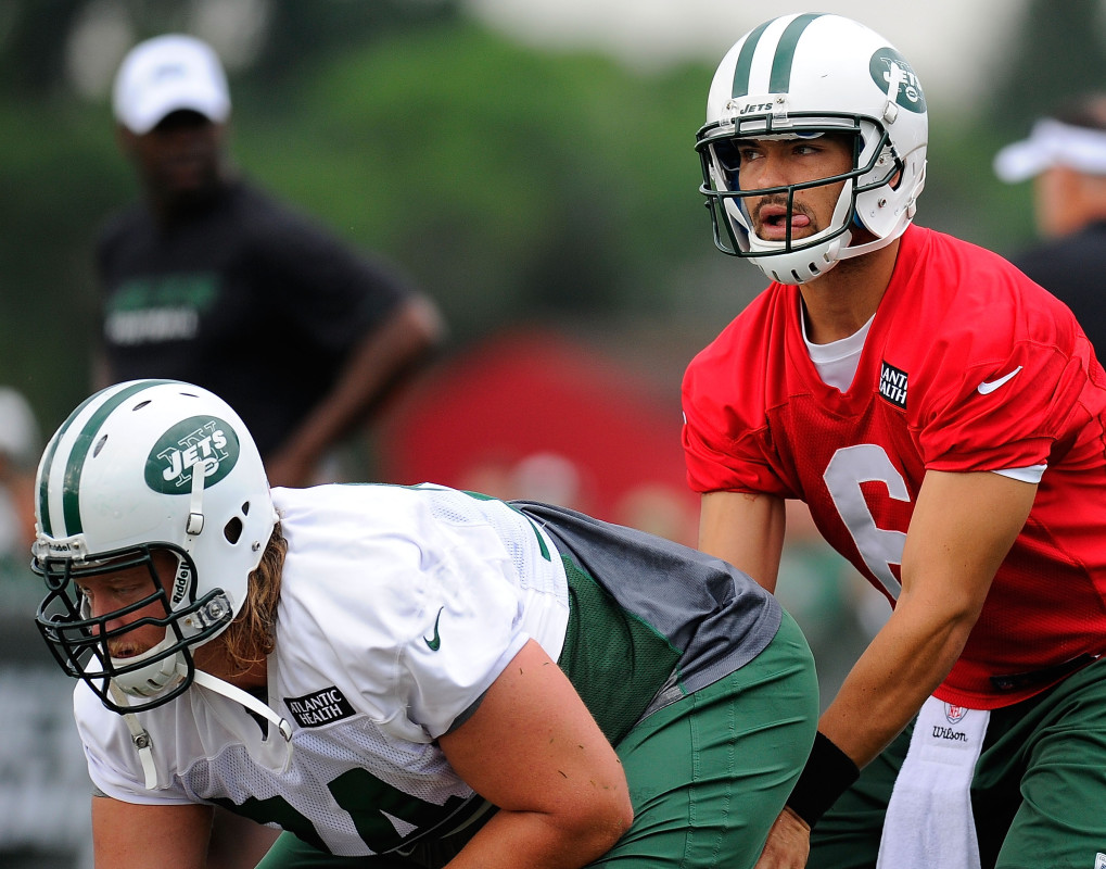 Mark Sanchez Reacts to Jets Teammate Nick Mangold’s Death