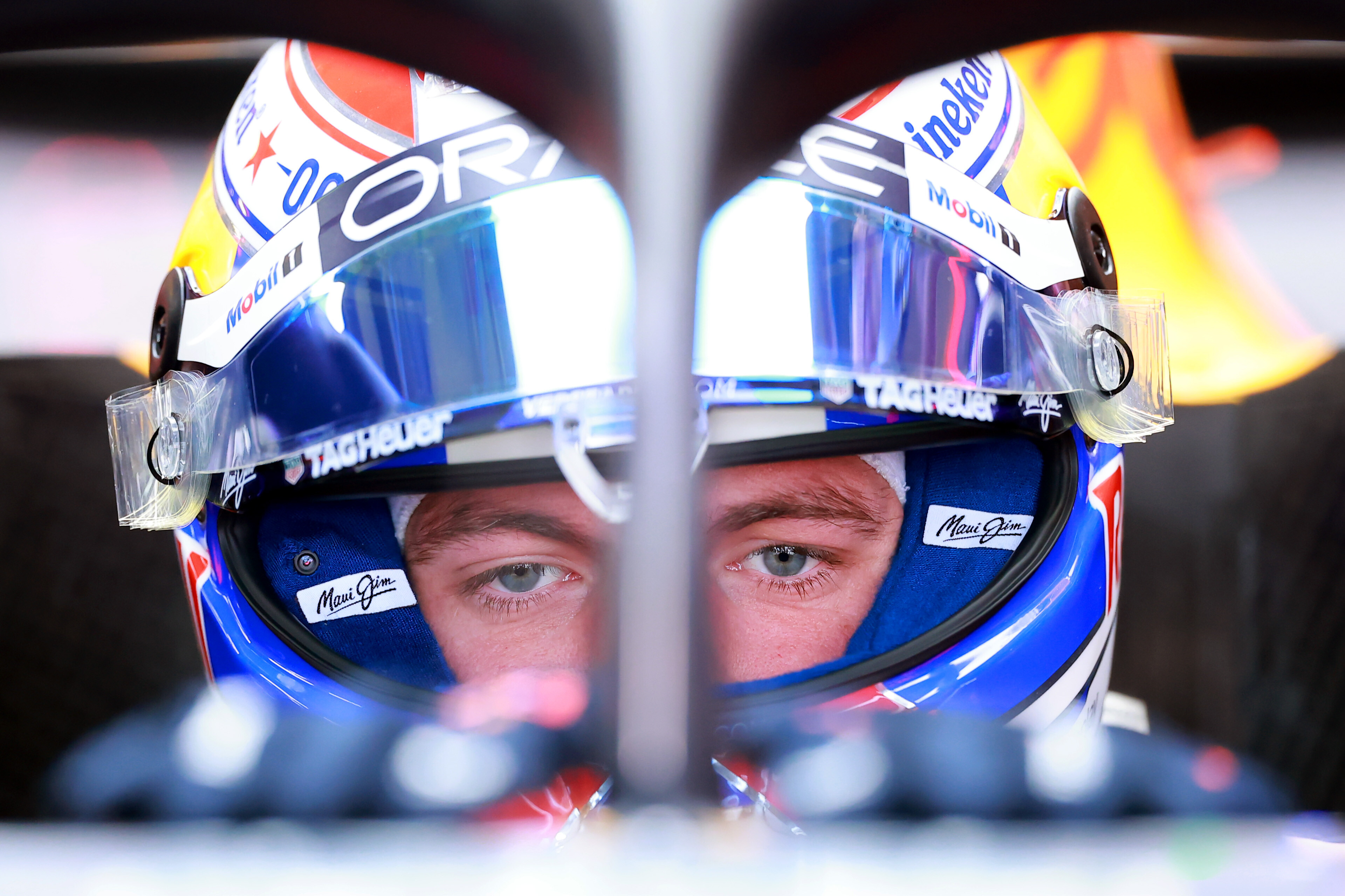 Pérez prijst Verstappen de hemel in: "Max verdient de titel het meest"