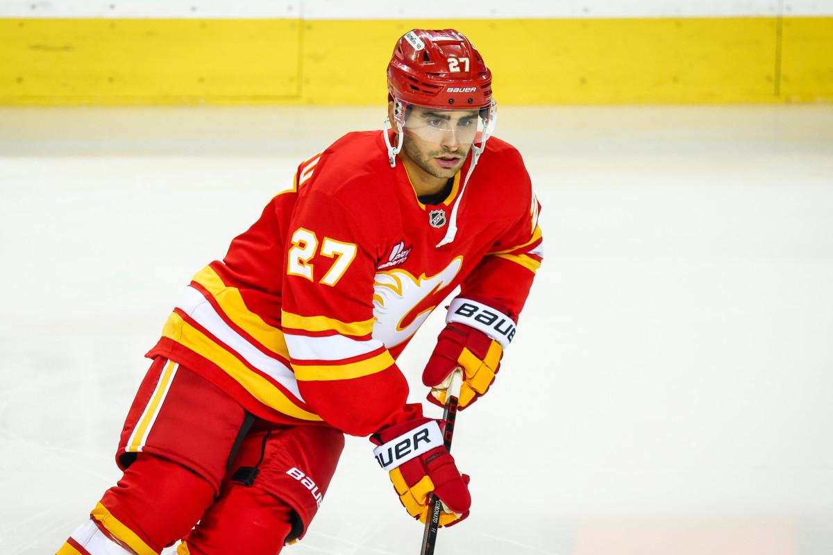 Flames Coach Addresses Unexpected Matt Coronato Decision Against Rangers