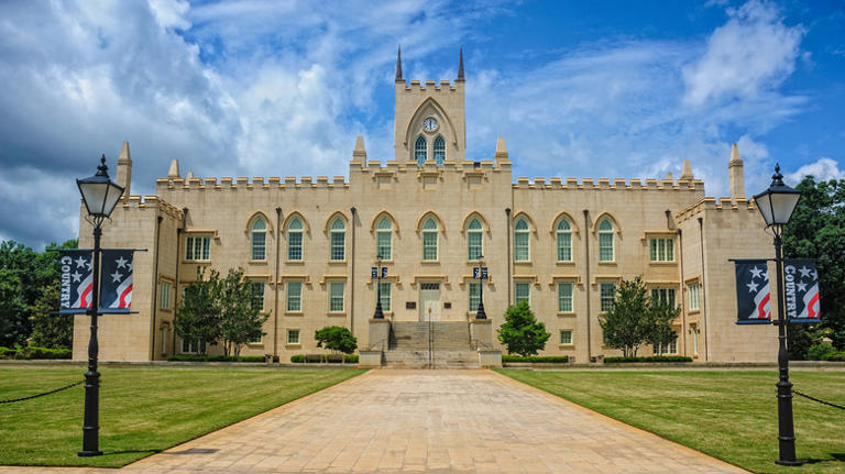 Georgia's Historic Former Capital Is A Vibrant College Town With A ...