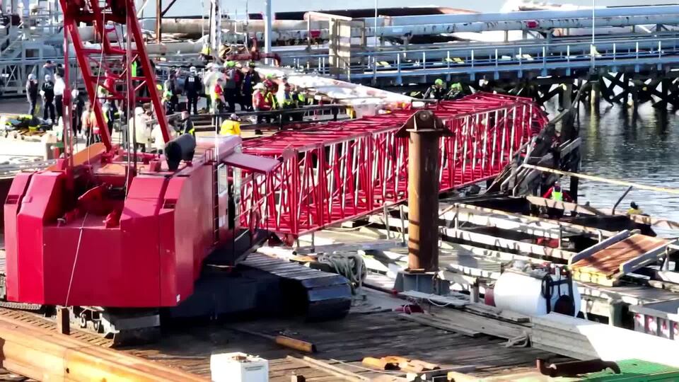 Drone video captures scene of deadly crane collapse on Everett's Mystic ...