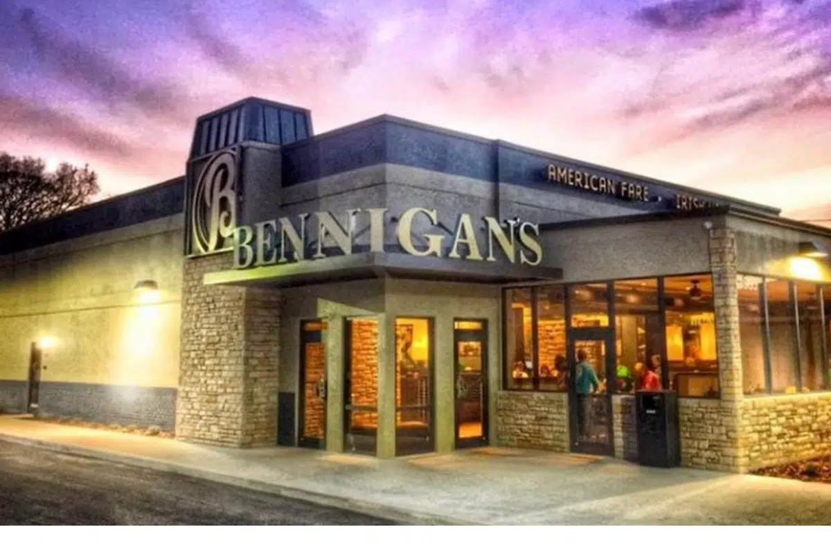 10 Restaurant Chains Making a Big Comeback in 2025