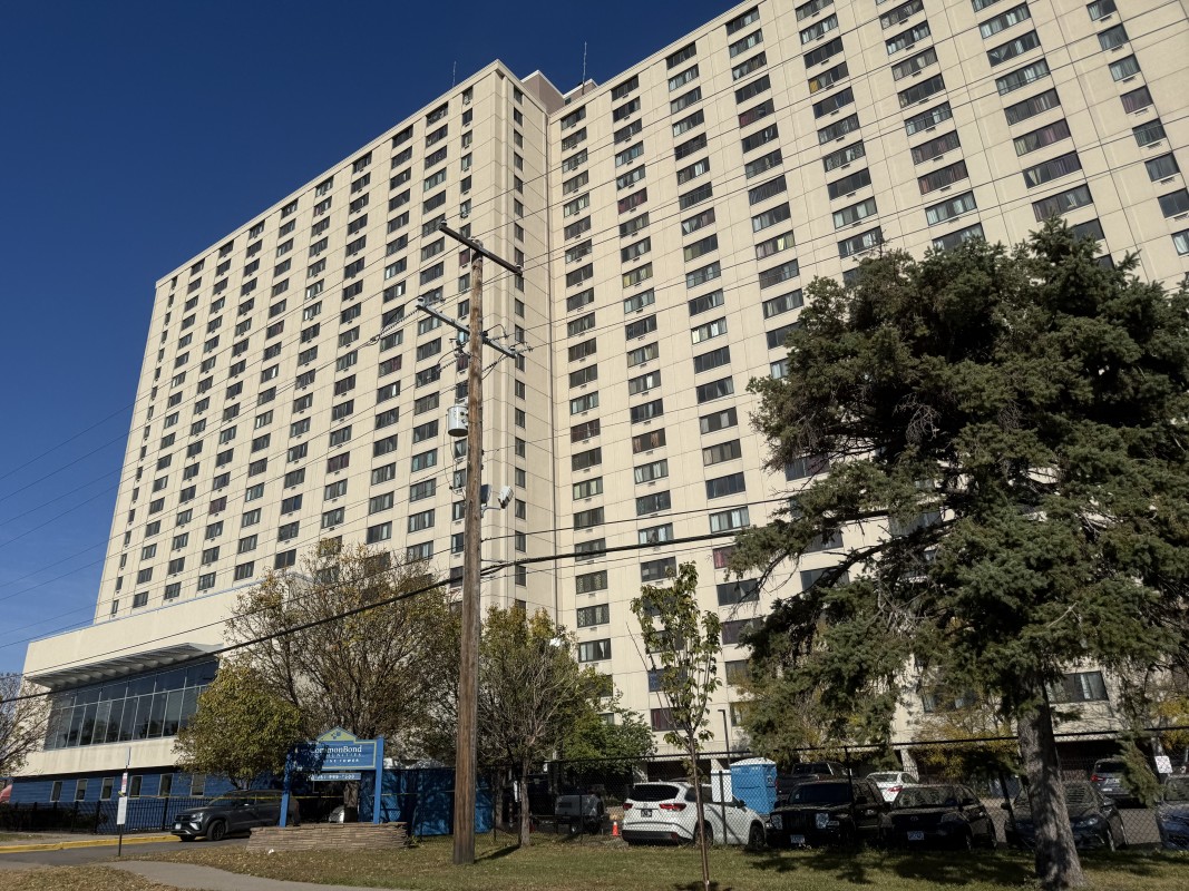 1,500 residents displaced after fire, power outage at St. Paul ...