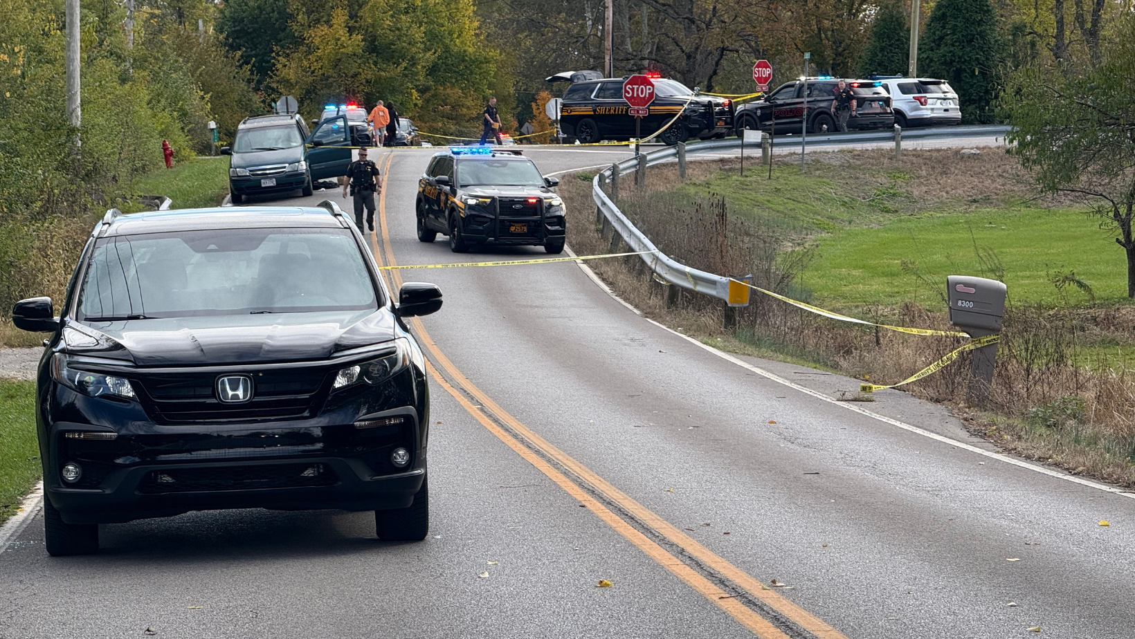 2 women shot at intersection in Warren County, person of interest detained