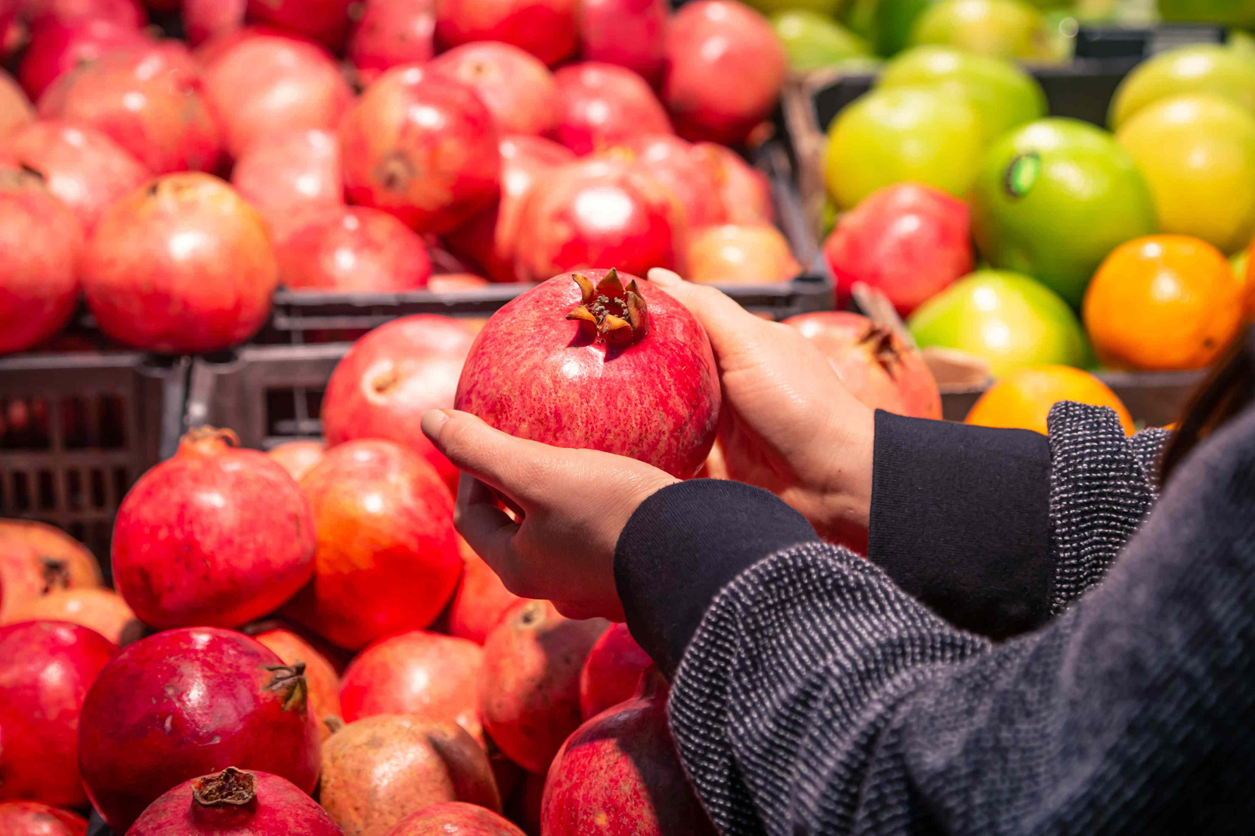 How to Pick the Juiciest, Ripest Pomegranate Every Time