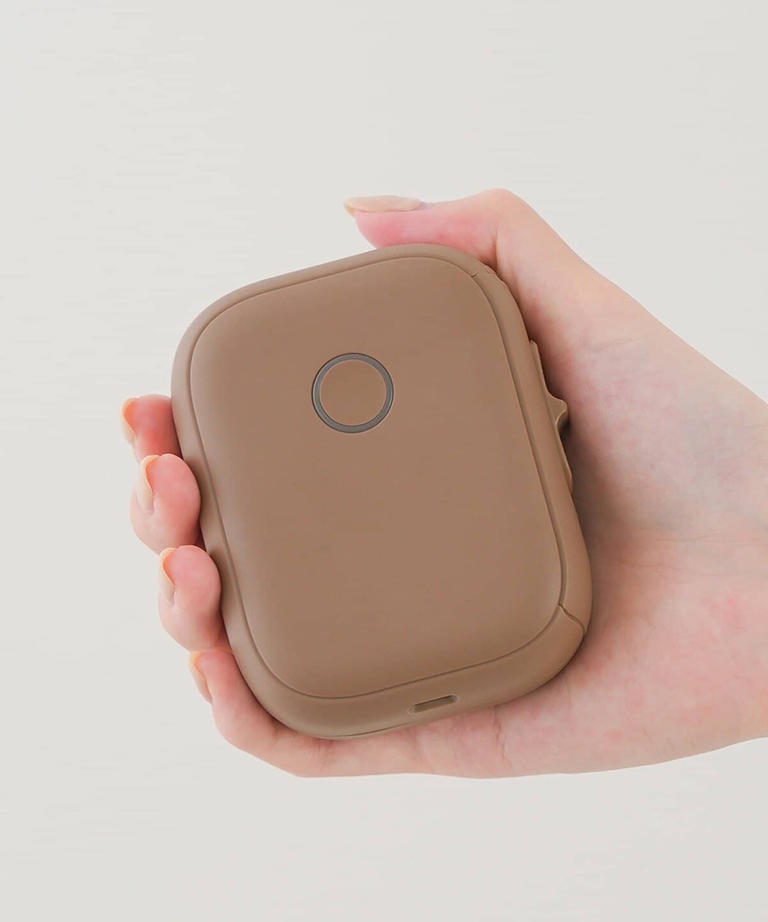 再入荷待ちの大人気！3COINS「ラベルプリンター」が3850円！手のひらに収まるミニサイズ＆くすみカラーでおしゃれ！