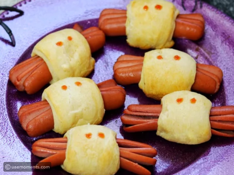 Halloween Recipe: Spooky Spider Halloween Hot Dogs